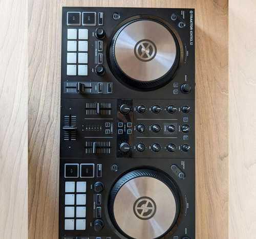 Dj контроллер traktor s2 mk3