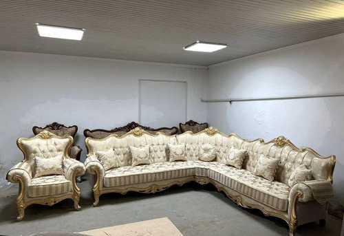 Угловой диван в стиле Барокко