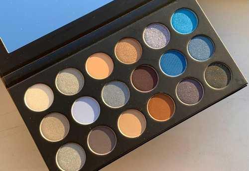 Палетка теней Morphe - 18A Blue Ya Away Artistry