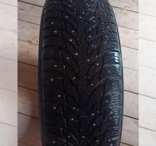 Nokian Tyres Hakkapeliitta 9 SUV 235/65 R17 102T