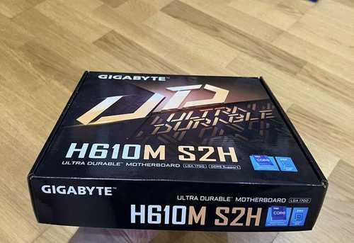 Новая материнская плата Gigabyte H610M S2H DDR5