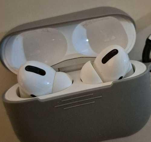 Продаю airpods pro