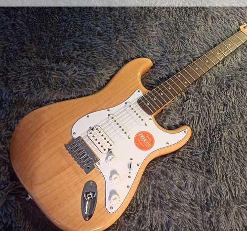 Fender Squier affinity stratocaster HSS Natural