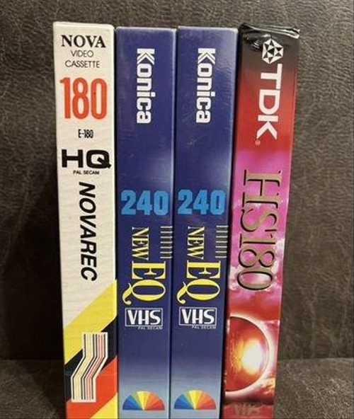 VHS кассеты набором