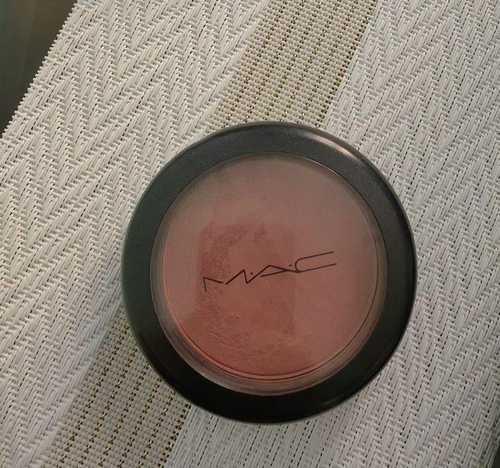 Румяна MAC desert rose