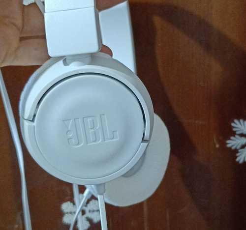 Проводные наушники jbl белые