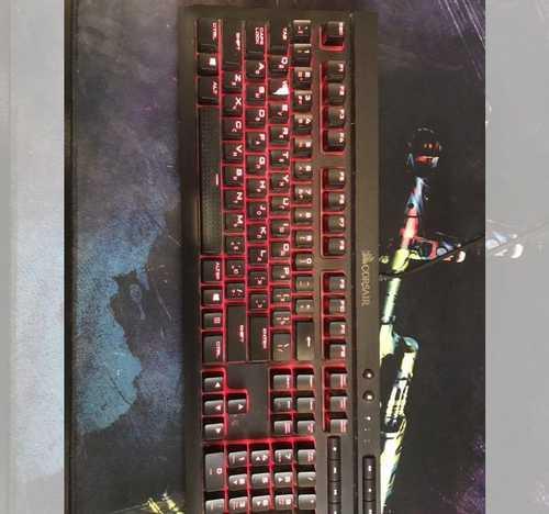 Игровая клавиатура Corsair K68 Red