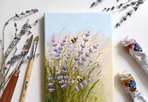 Картина маслом на холсте пчёлки в лаванде