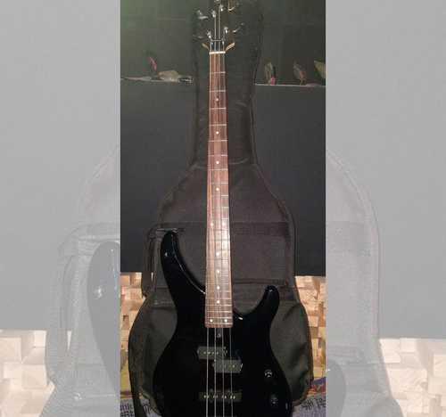 Бас гитара yamaha trbx174 Black