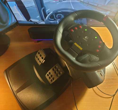 Игровой руль Logitech momo racing   кпп