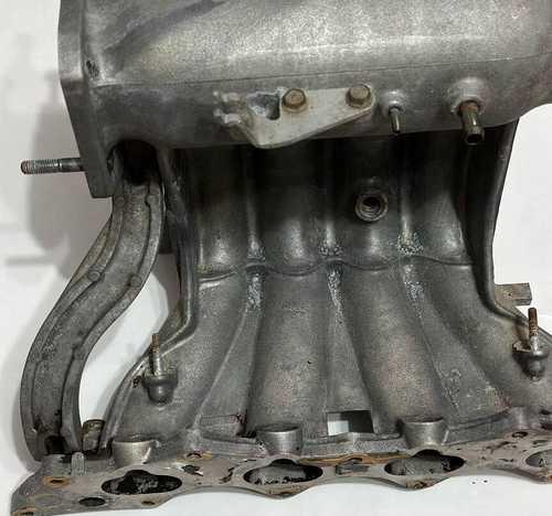 Коллектор впускной Honda b20b