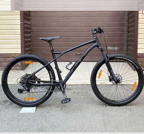 GT 27.5 avalanche expert (L)