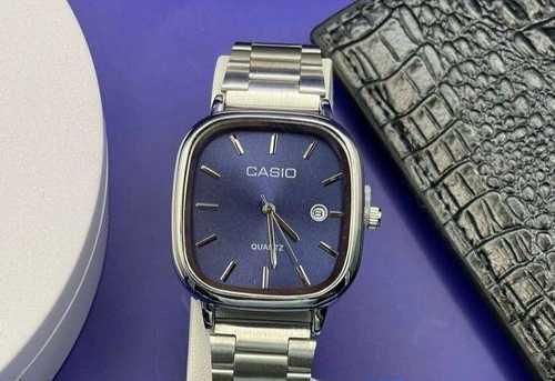 Часы casio quartz в ретро стиле