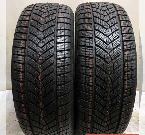 Goodyear UltraGrip Performance Gen-1 215/55 R18 99V