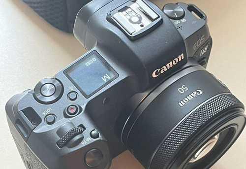 Беззеркальный фотоаппарат Canon EOS R