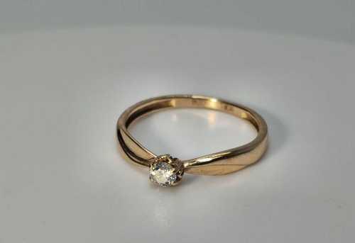 Золотое кольцо с бриллиантом (разм. 16,5)
