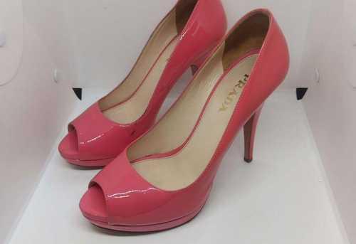 Босоножки prada 38