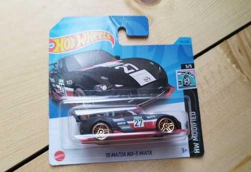 Hot wheels 15 mazda mx-5 miata модель