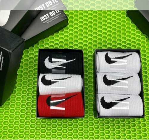 Носки мужские Nike белые подарочный комплект