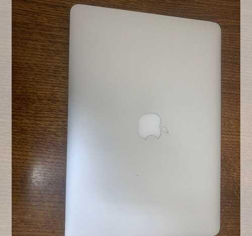 MacBook Air13 (2015) / i5, 8-128GB