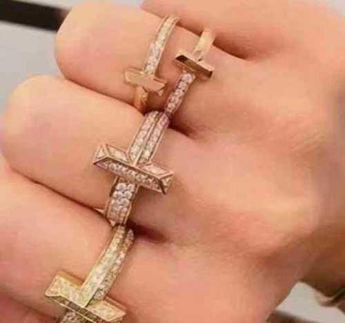 Tiffany T Кольцо 0.15 ct