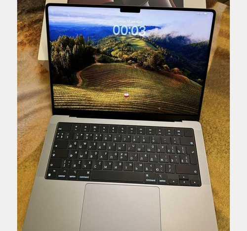 Macbook Pro 14 2023 M2 Max 96GB 4TB Новый/10 цикл