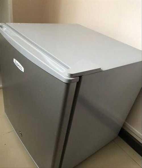 Холодильник маленький бирюса m50