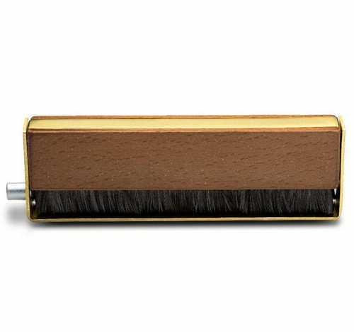 Средства для ухода и хранения Pro-Ject Brush it Premium