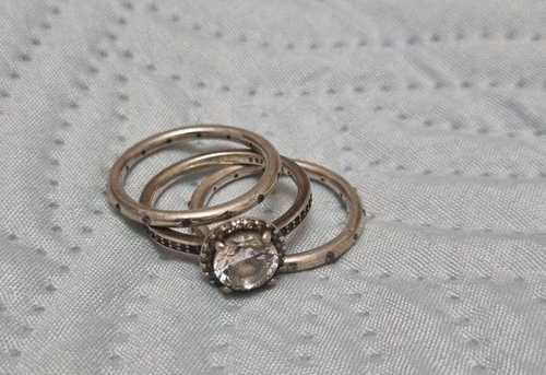 Серебрянное кольцо Pandora