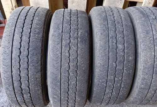 Pirelli Chrono 215/65 R15C T