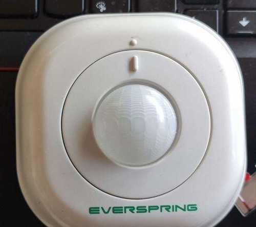 Z-wave датчик движения Everspring SP814-1