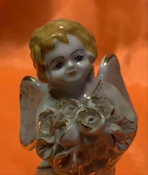 Фарфоровая статуэка Ангел. Антиквариат