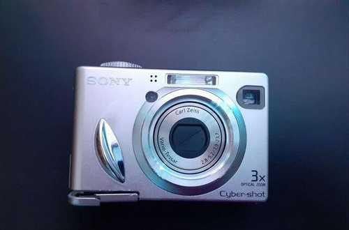 Фотоаппарат Sony, немного сломанный