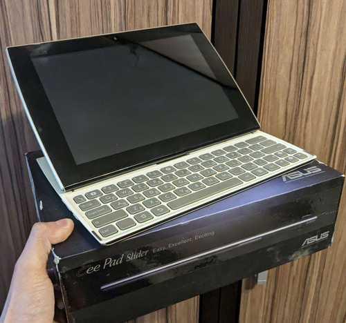 Планшет Asus eee PAD slider