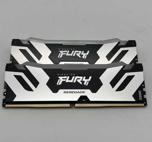 Kingston fury Renegade Silver RGB 96GB