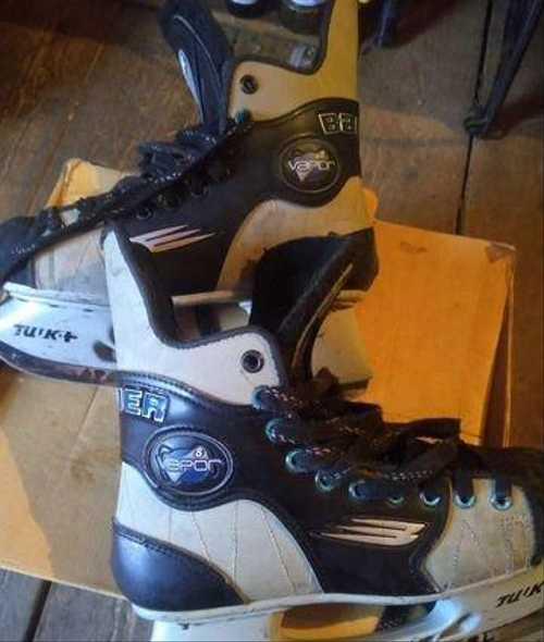 Хоккейные коньки bauer
