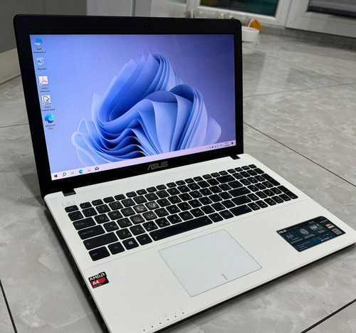 Asus X552