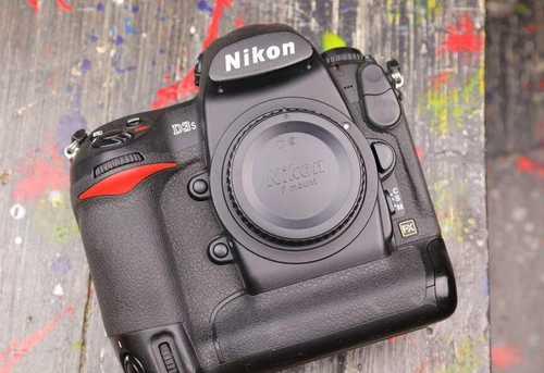 Nikon D3s Body s/n 013