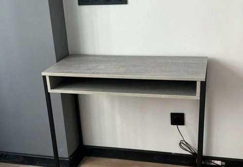 Письменный стол (консоль) - бетон