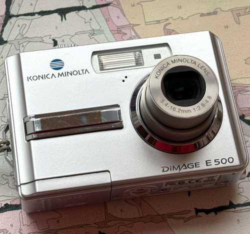 Konica Minolta Dimage E500 винтажная мыльница y2k