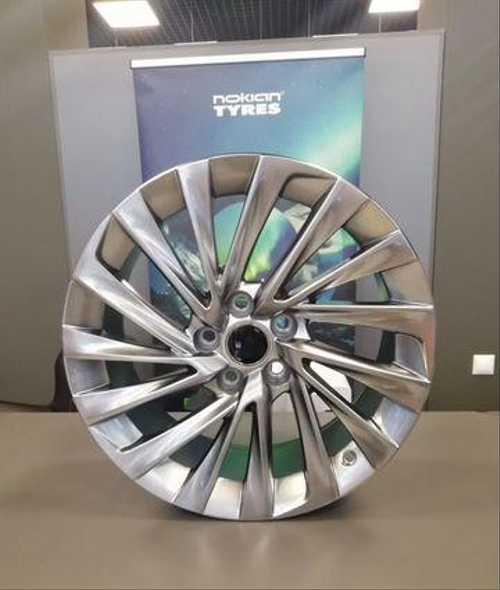 Колесные диски на Lexus литые 18" 5/114.3