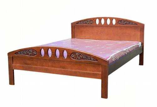 Кровать из массива с резьбой Афродита