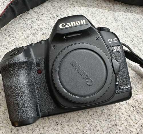 Фотоаппарат canon 5D mark ii body