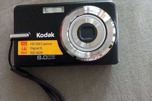 Компактный фотоаппарат nikon и Kodak