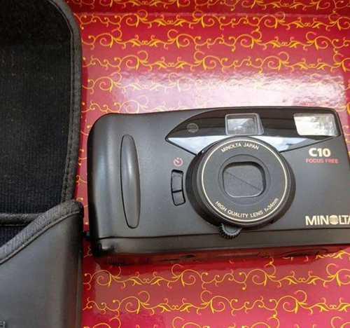 Пленочный фотоаппарат minolta