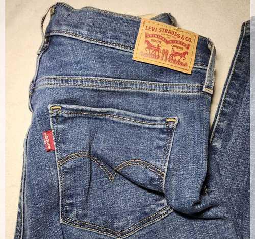 Levi's джинсы (новые, оригинал)