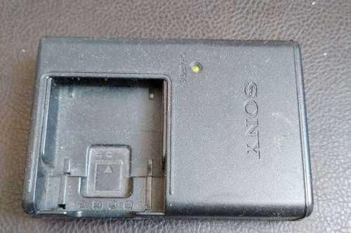 Зарядное устройство Sony BC-CSD