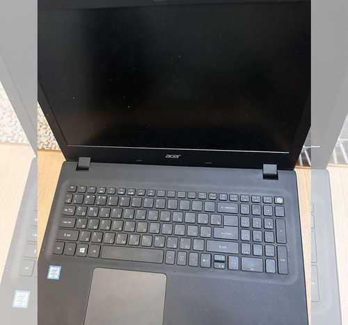 Acer extensa 2520