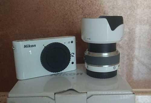 Фотоаппарат со сменными объективом Nikon 1 J2