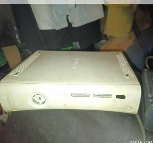 Игровая приставка xbox 360